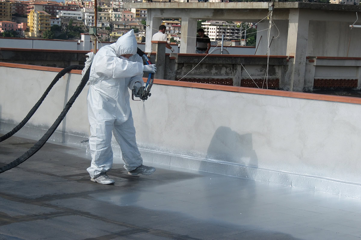 Poliurea pura o ibrida? Guida alle caratteristiche e differenze